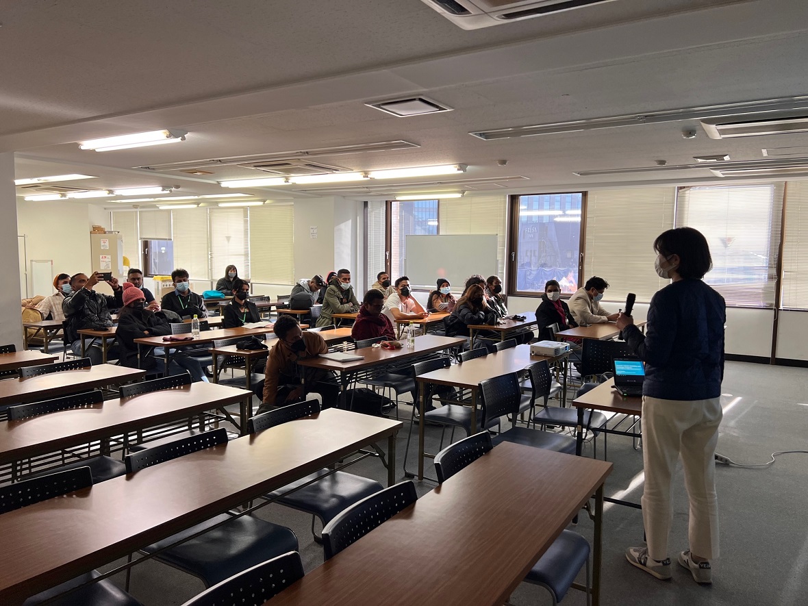 19 university students and others coming to Japan as part of the ...