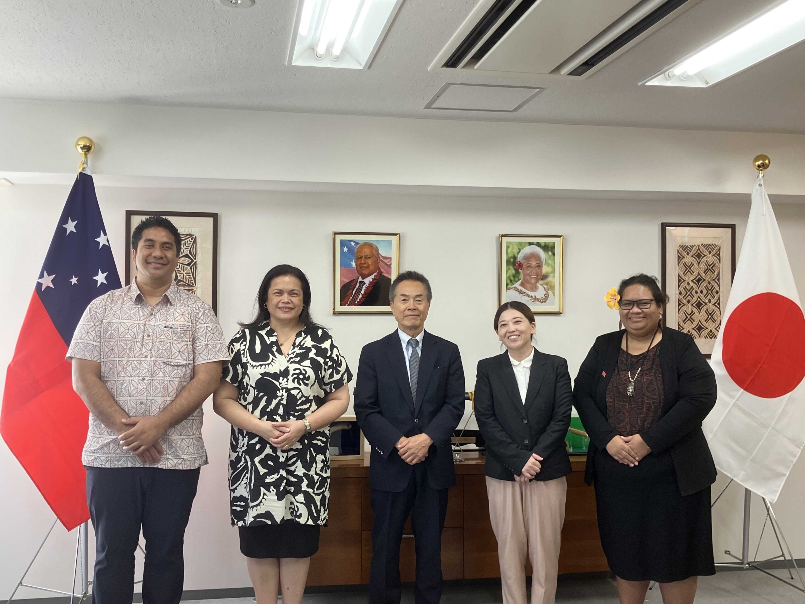 Visit to the Embassy of the Independent State of Samoa in Japan - PIC ...